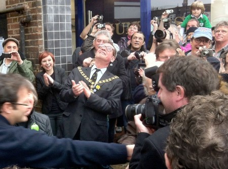 Alexis & Cyril Anniversary | Fresh On The Net